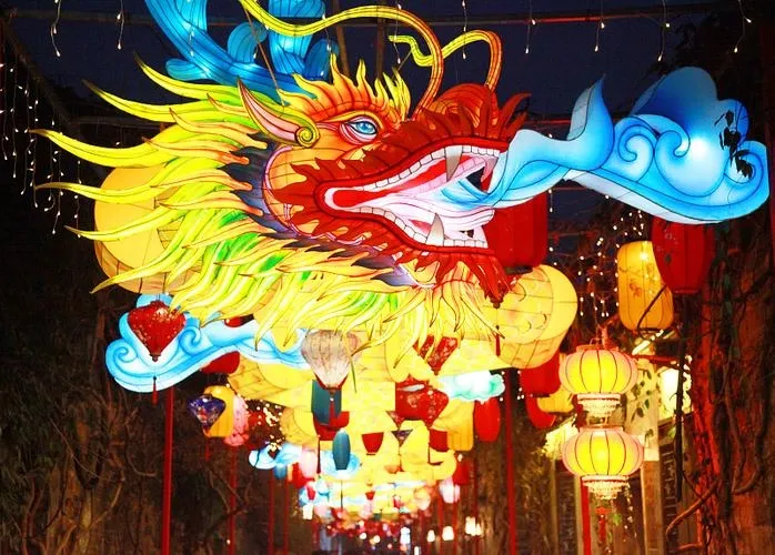 Chinese Lanterns: From Ancient Illumination to Modern Symbolism | - RPL ...